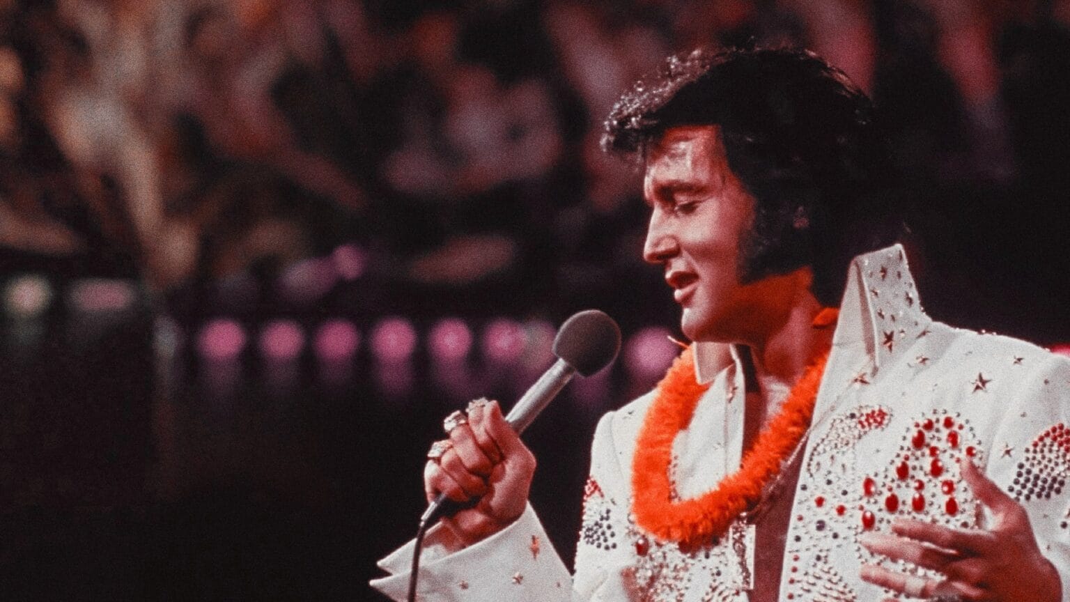 ELVIS PRESLEY BIOGRAPHY (1971-1973) EPISODE 7: "ALOHA FROM HAWAI ...